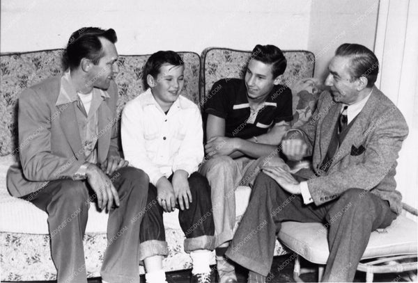 Bela Lugosi and Bela Lugosi Jr. 2097-32 – ABCDVDVIDEO