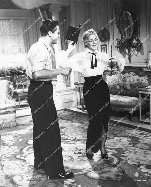 Betty Hutton, Ralph Meeker - 1952 film Somebody Loves Me - 0429-019 ...