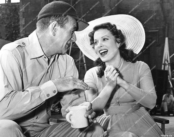 John Wayne, Maureen O'Hara have coffee behind the scenes - 1957 film T ...