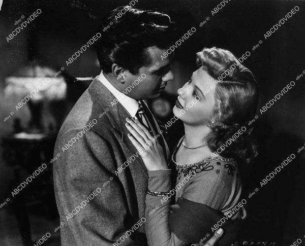 Desi Arnaz, Mary Hatcher film Holiday in Havana - 11029-009 – ABCDVDVIDEO