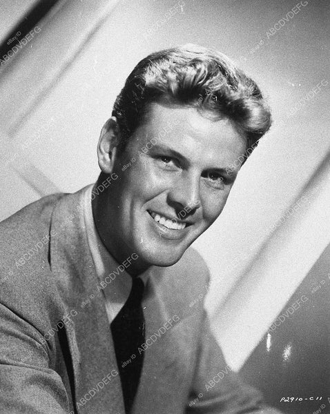 handsome Bill Edwards portrait 11361-10 - 11361-010 – ABCDVDVIDEO