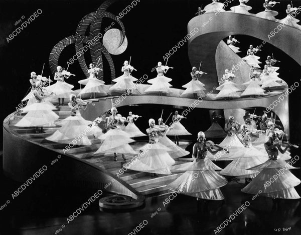 MGM dancing girls Busby Berkeley musical sequence film Gold Diggers of ...