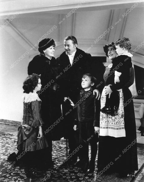 Greta Garbo Reginald Owen Kent Smith Maureen O'Sullivan film Anna Kare ...