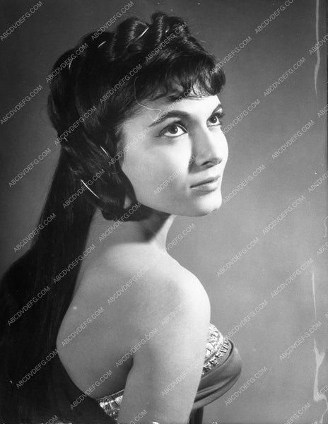 Elana Eden portrait 10030-26 – ABCDVDVIDEO