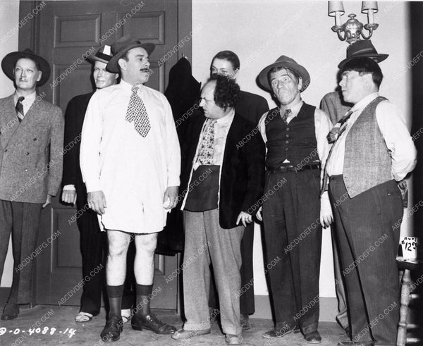 Three Stooges short subject photo Moe Larry Shemp 1098-10 – ABCDVDVIDEO