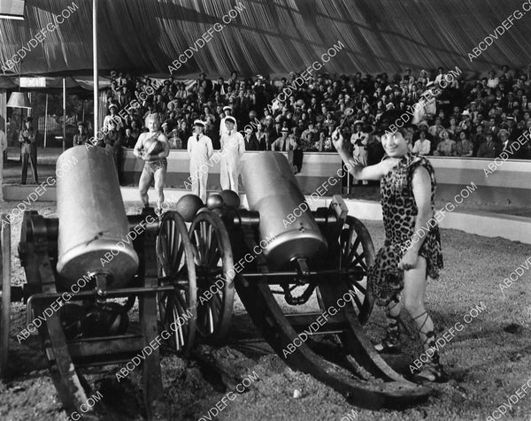 Harpo Marx ready to fire the cannon film At the Circus 1509-27 ...