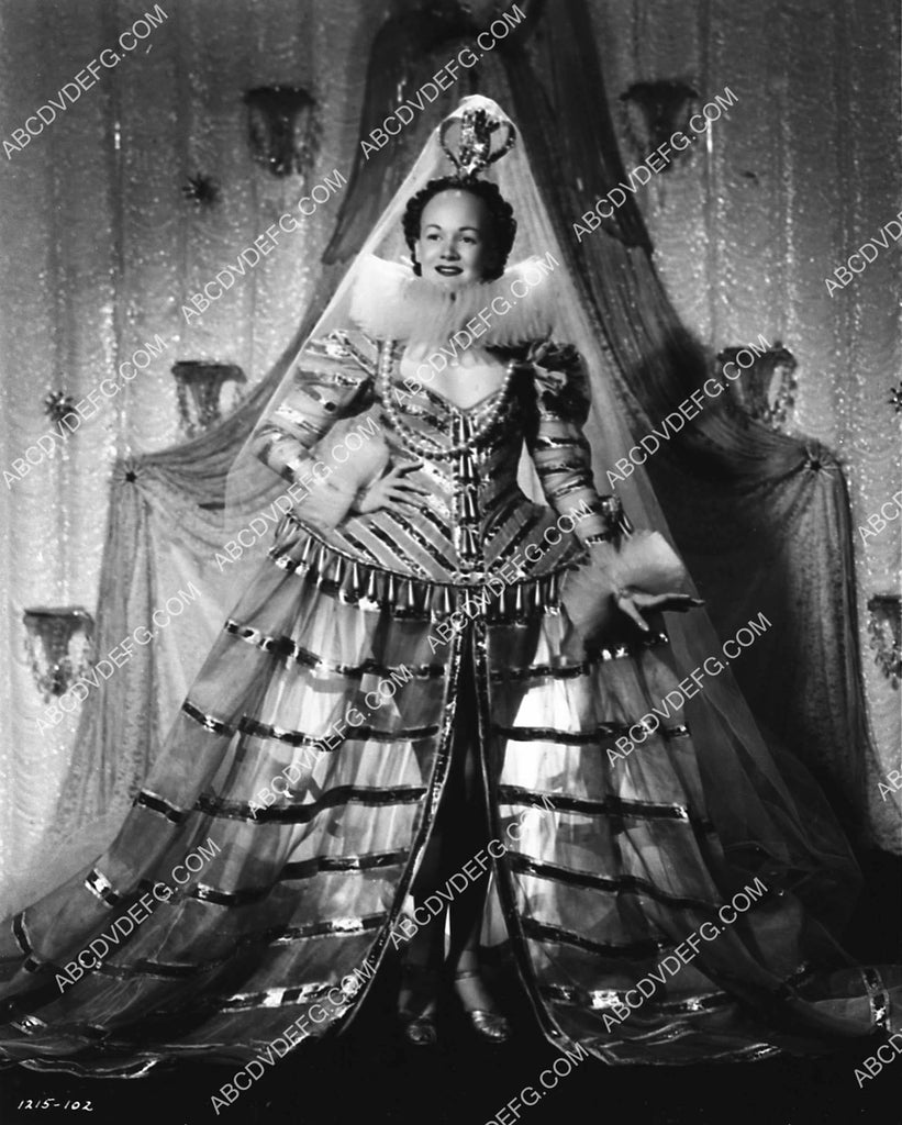 MGM model Edwina Coolidge in Robert Kalloch wardrobe costume shot film ...