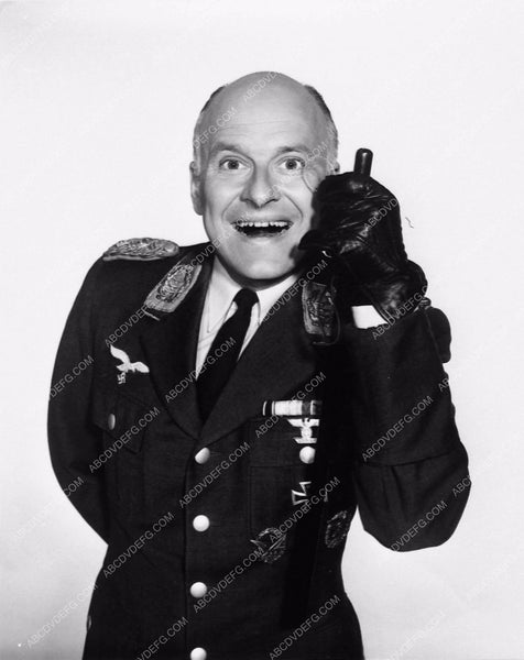 Werner Klemperer Colonel Klink TV show Hogan's Heroes 3355-25 – ABCDVDVIDEO