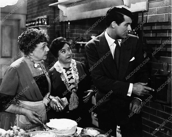 Cary Grant Josephine Hull Jean Adair film Arsenic and Old Lace 3490-27 ...
