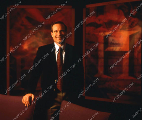 TV History Channel host Steve Gillon 35m-11876 – ABCDVDVIDEO