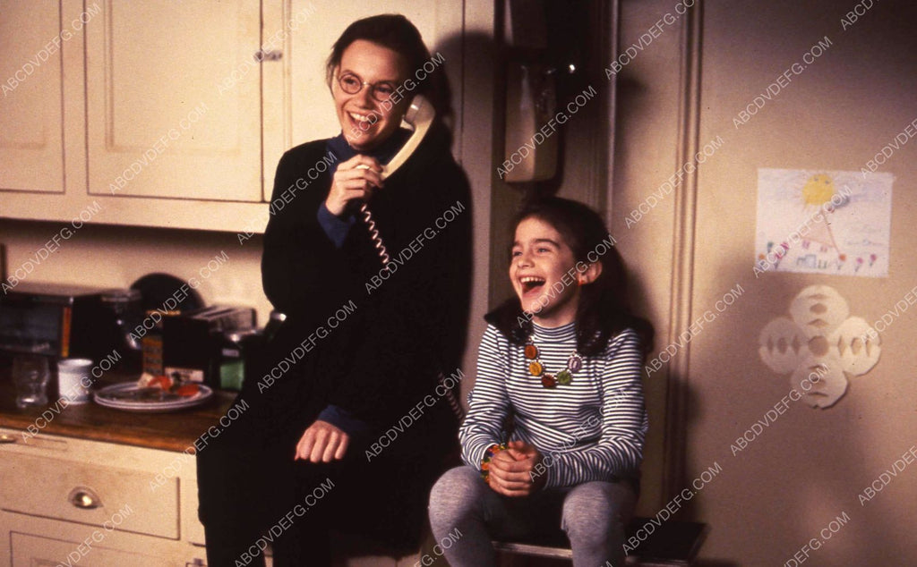 Samantha Mathis Gaby Hoffman film This Is My Life 35m-12903 – ABCDVDVIDEO