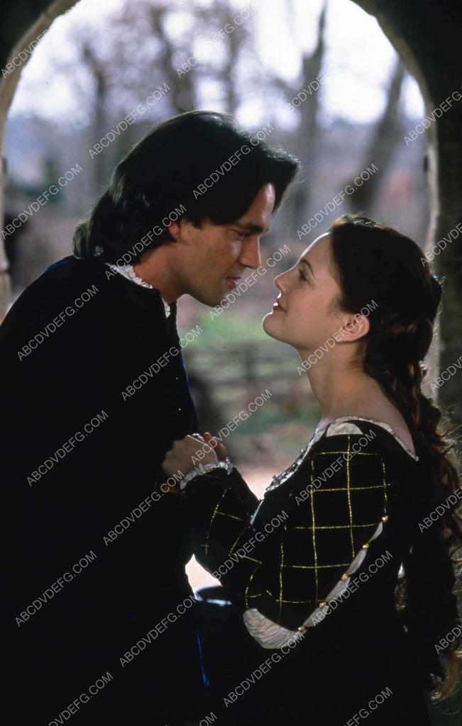 Drew Barrymore Dougray Scott film Ever After 35m-13527 – ABCDVDVIDEO