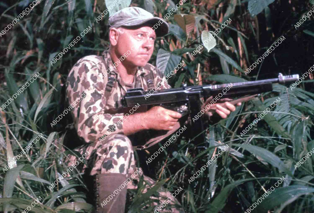 Mickey Rooney w a machine gun film Ambush Bay 35m-15739 – ABCDVDVIDEO