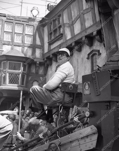 director Henry Koster at Paramount Studios 45bx05-105 – ABCDVDVIDEO