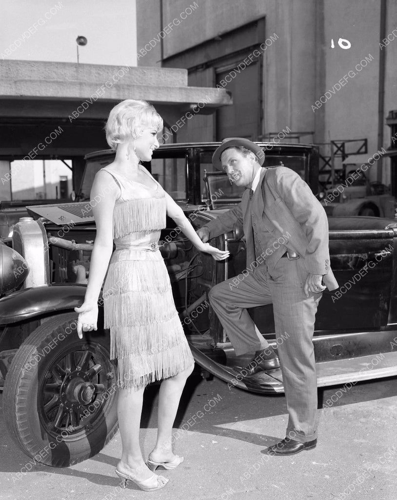 Robert Stack and babe Desilu backlot TV show The Untouchables 45unt-12 ...