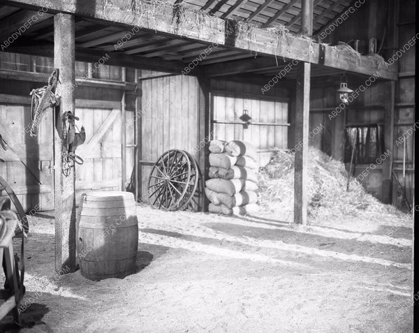 Republic Studios sets TV show Stories of the Century 4b10-193 – ABCDVDVIDEO