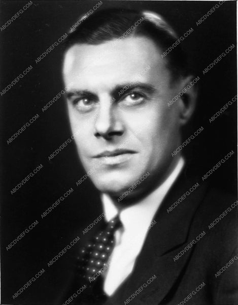 Colin Clive portrait 7992-09 – ABCDVDVIDEO