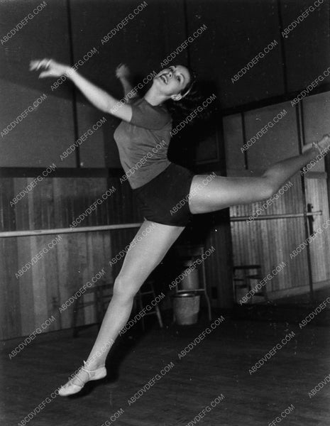 Eleanor Powell dance rehearsel at MGM Studios 8898-19 – ABCDVDVIDEO