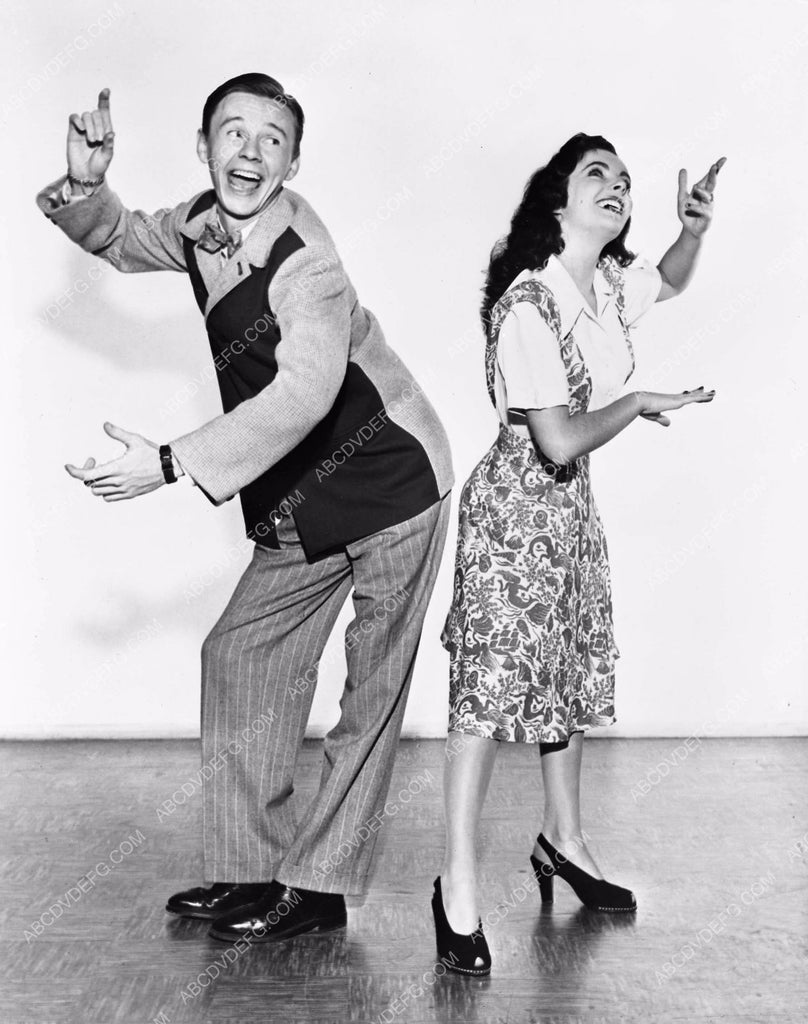 Elizabeth Taylor dance sequence shoot 8b5-213 – ABCDVDVIDEO