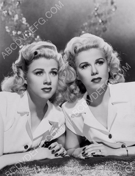 gorgeous twin sisters Lee & Lyn Wilde portrait 8b20-11587 – ABCDVDVIDEO