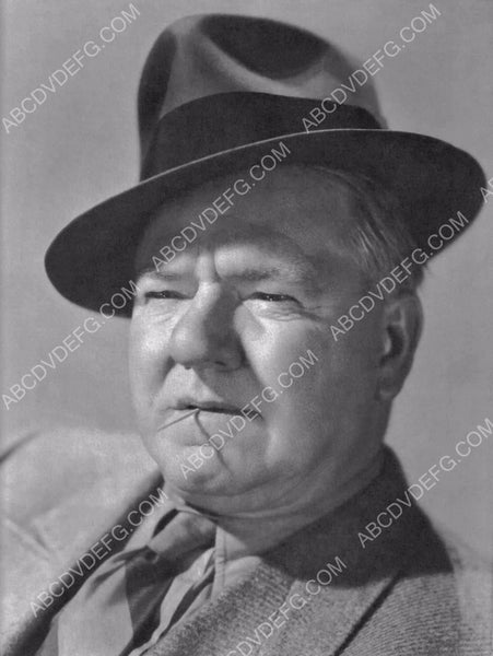 W.C. Fields portrait 8b20-16063 – ABCDVDVIDEO