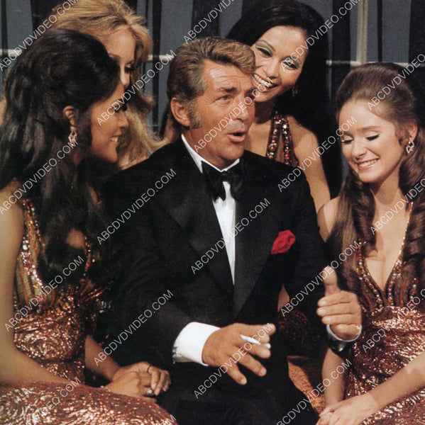 Dean Martin surrounded by the Gold Diggers TV The Dean Martin Show 8b2 ...