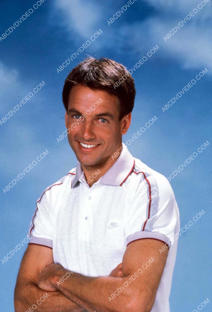 handsome Mark Harmon portrait 8b20-19218 – ABCDVDVIDEO