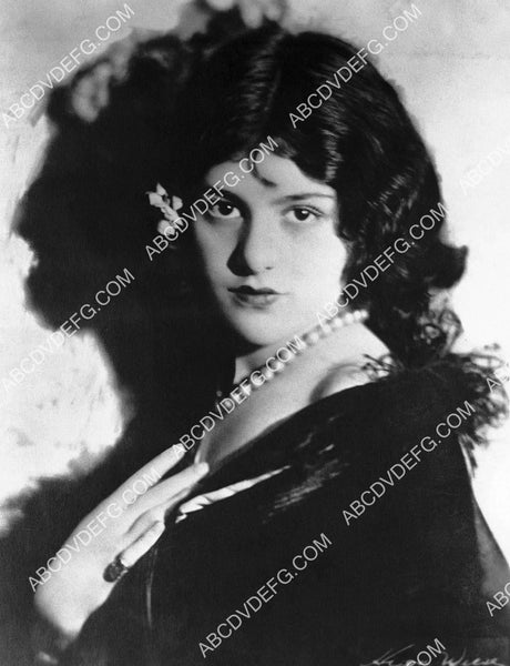 Lillian Roth portrait 8b20-20584 – ABCDVDVIDEO