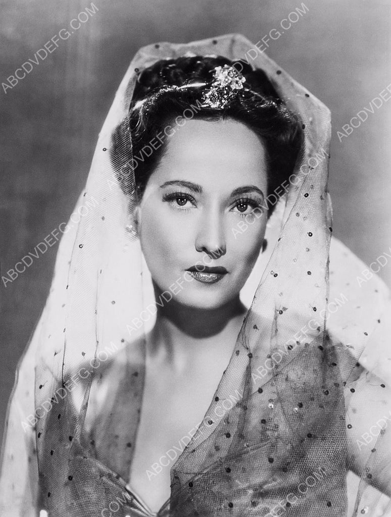 Merle Oberon portrait 8b20-2687 – ABCDVDVIDEO