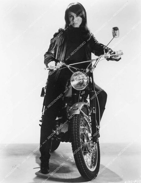 crp-12458 1970's some babe on motorcycle(looks like Victoria Principal ...