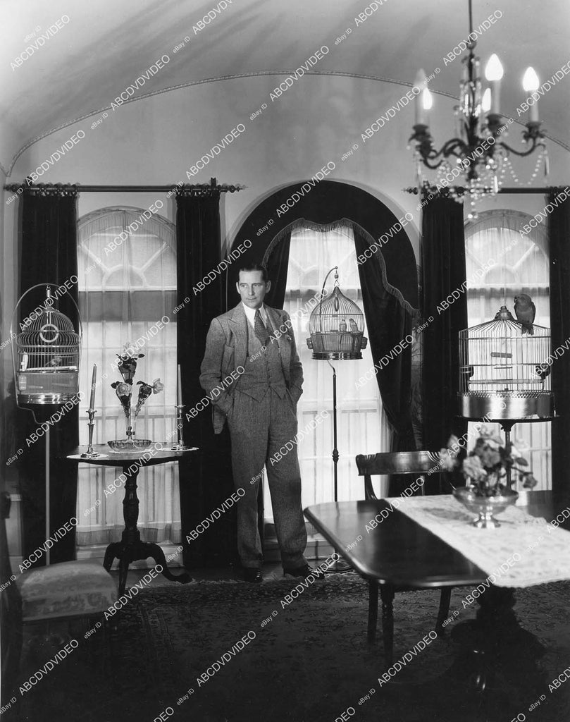 crp-13164 1930's William Stage Boyd at home w his parrots & parakeets ...
