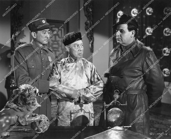 crp-13542 1953 Richard Loo, Peter Chong, Ben Astar film Target Hong Ko ...