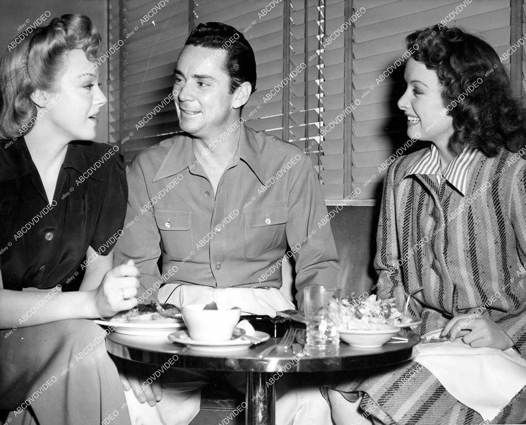 crp-15127 1942 candid Leslie Brooks, Russell Hayden, Kay Harris film L ...