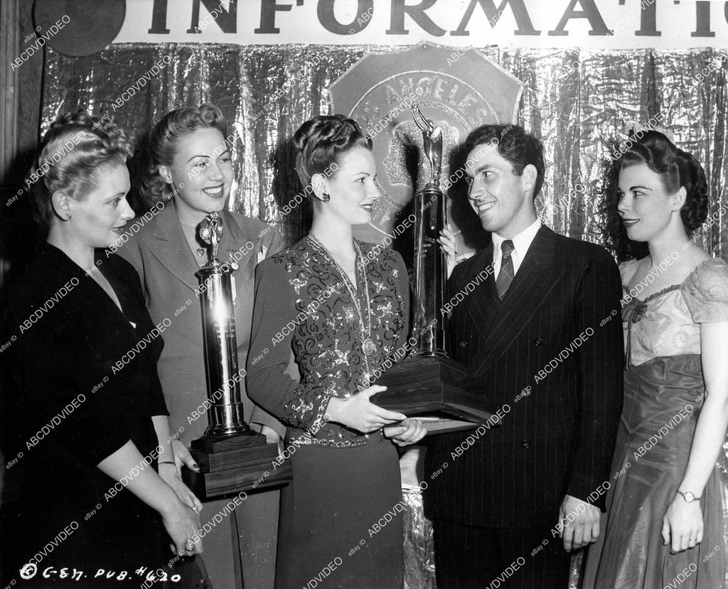 crp-16518 1944 Janet Blair (best coiffure hair-do 1943 award) Winifred ...