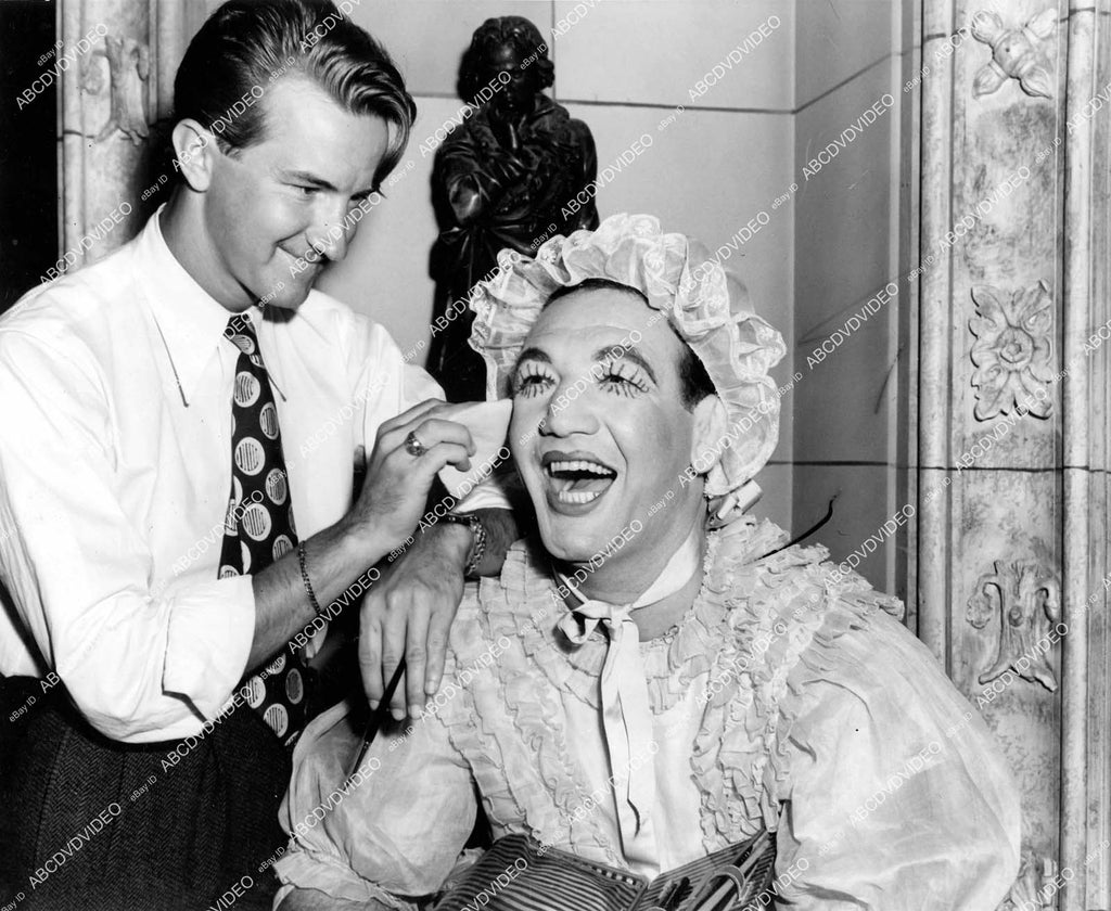 crp-18531 1941 Maxie Rosenbloom in baby wear w makeup man Bob Schiffer ...