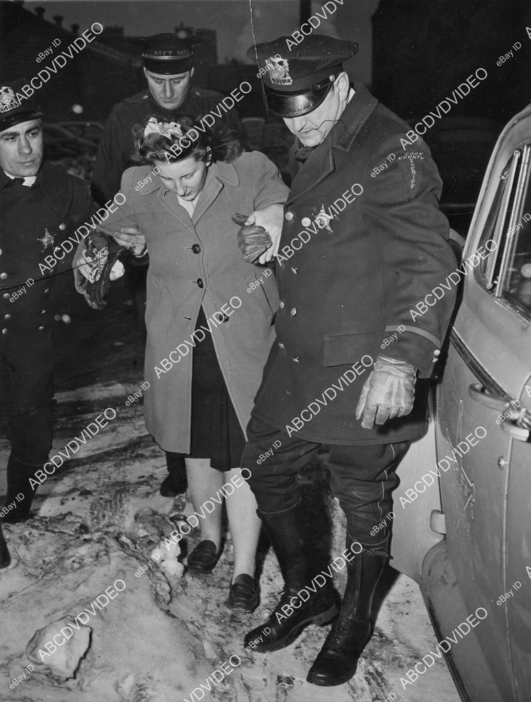 crp-02515 1945 crime photo Mrs Batty Dybicz goes to prison child abuse ...