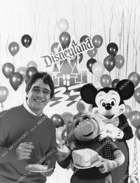 crp-03821 1990 Tony Danza & Mickey Mouse & Miss Piggy Disneyland 35th ...