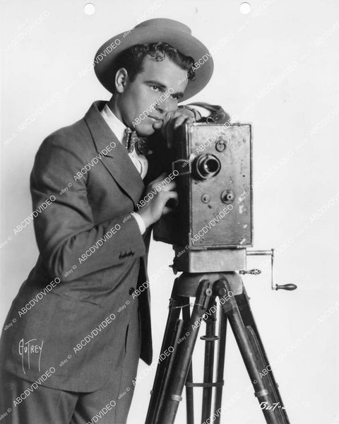crp-04596 1928 Nick Stuart w his trusty newsreel camera silent film Ne ...