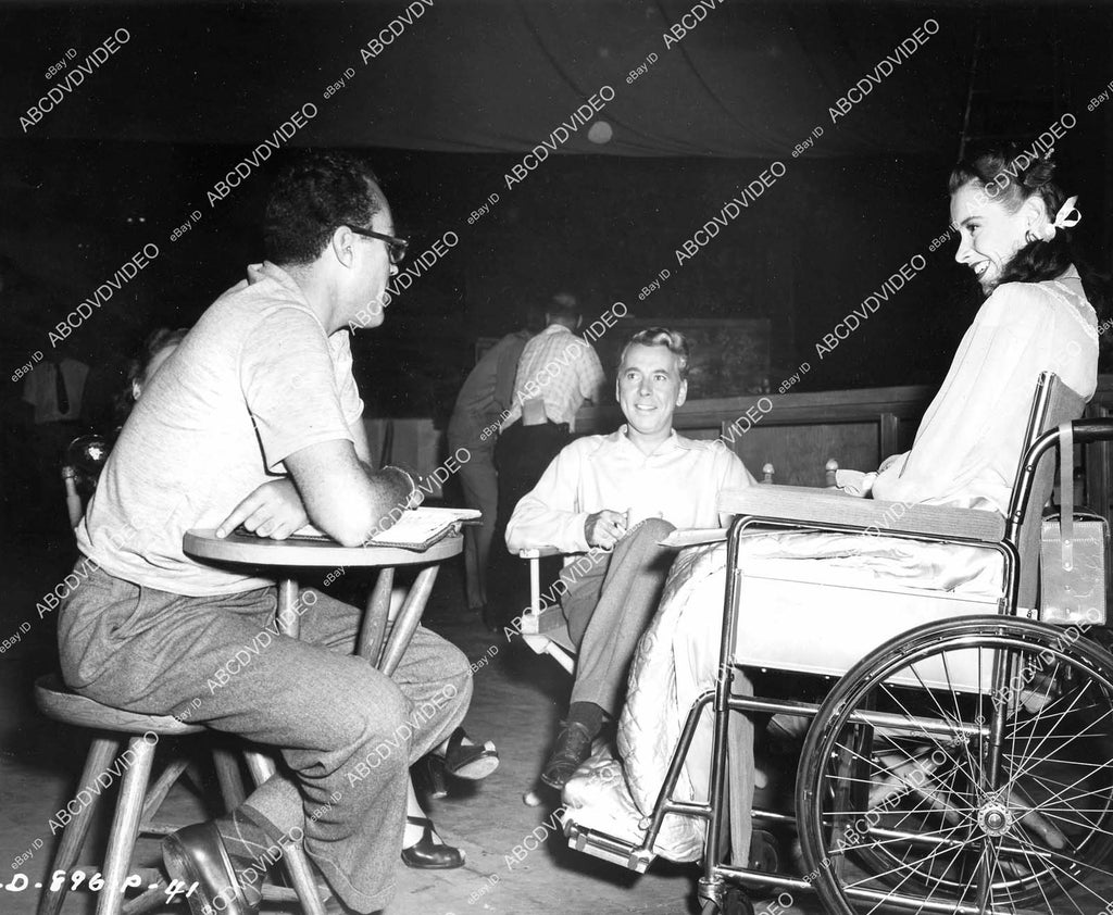 crp-08792 1948 director John Sturges, Alexander Knox, Jean Peters on s ...