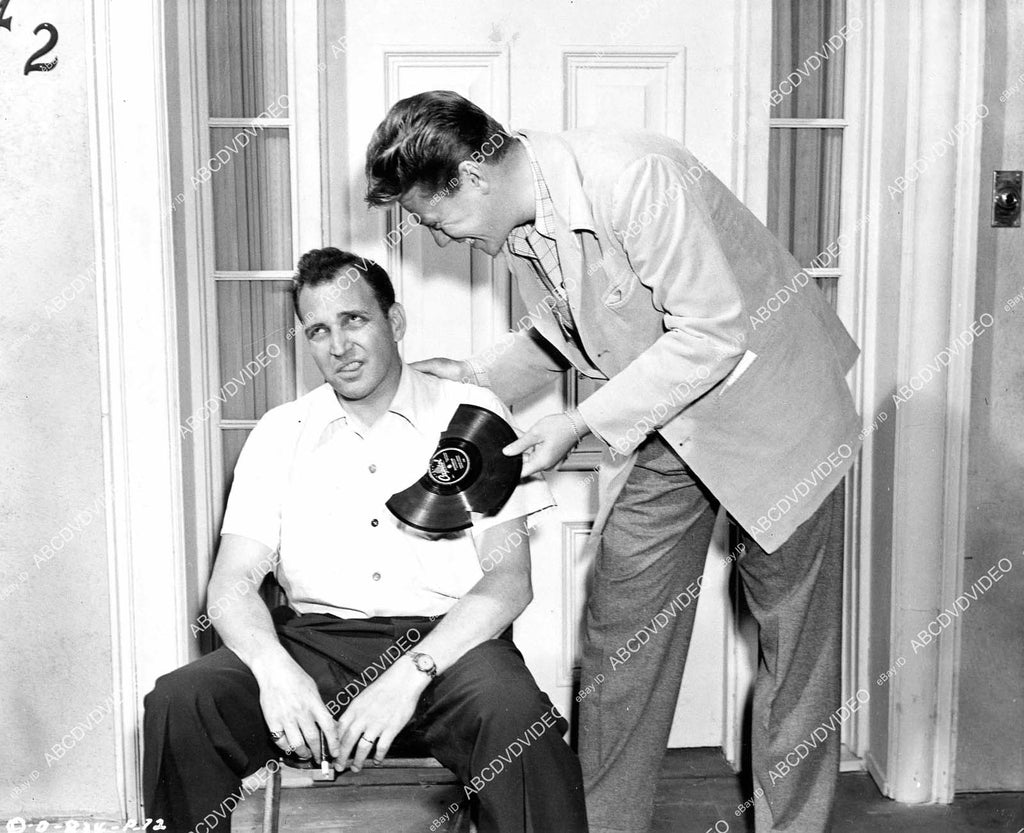 crp-09876 1945 candid Jimmy Lloyd tells jokes Winfield Smith on set fi ...