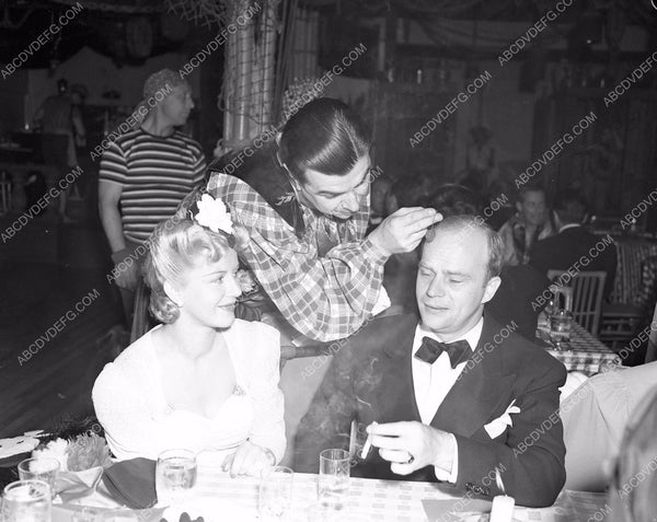 Ken Murray Edgar Bergen and wife? At The Pirate's Den Restaurant pd-25 ...